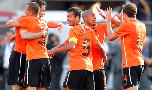 Holanda es la primera selección clasificada a octavos