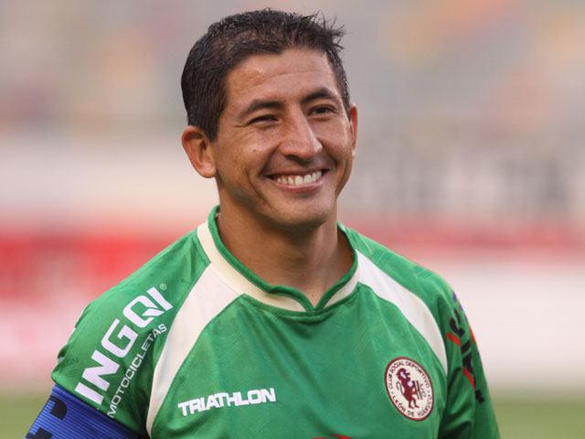 Johan Fano: El domingo tenemos que ganarle sí o sí a Alianza