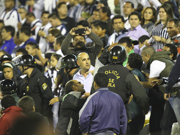Peleó como gato Techero
