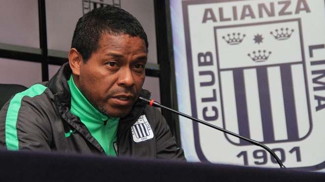Alianza Lima: Juan Jayo analizó así comienzo de los íntimos en el ...