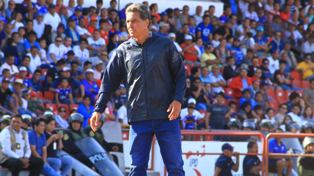 César Vallejo: Acuña aseguró la continuidad de ‘Chemo’ del Solar para ...