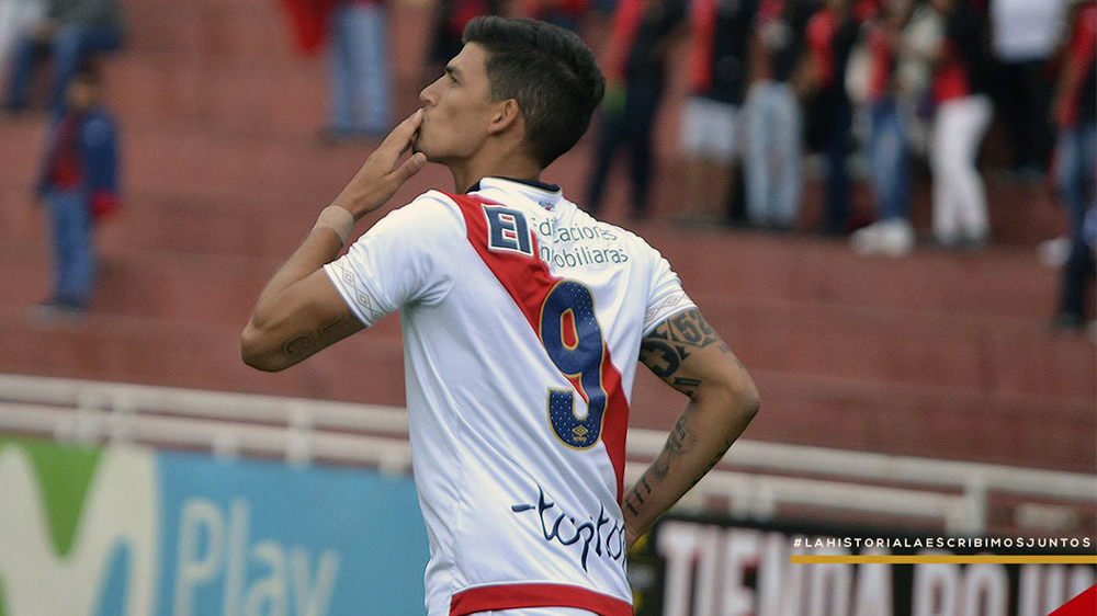 Iván Bulos: "Voy a seguir haciendo goles para ser llamado a la ...