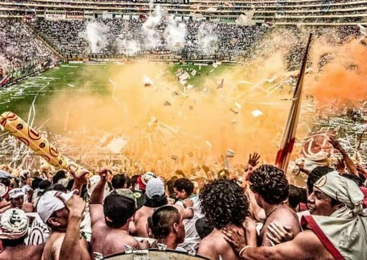 Universitario: el día que la "Trinchera" explotó por goleada sufrida ante Cristal | VIDEO