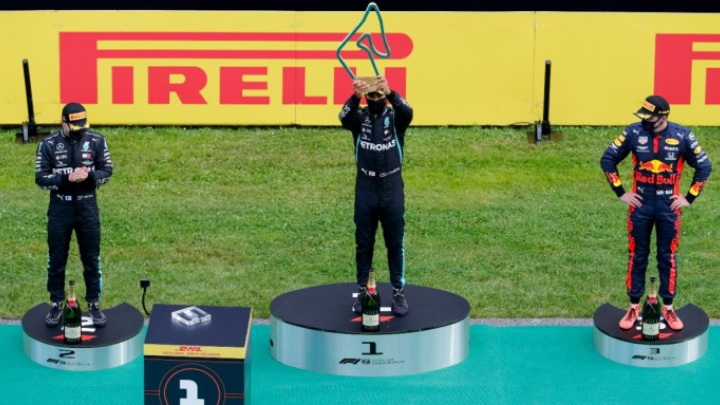 Innovación en Fórmula 1: robots entregaron premios a ganadores para ...