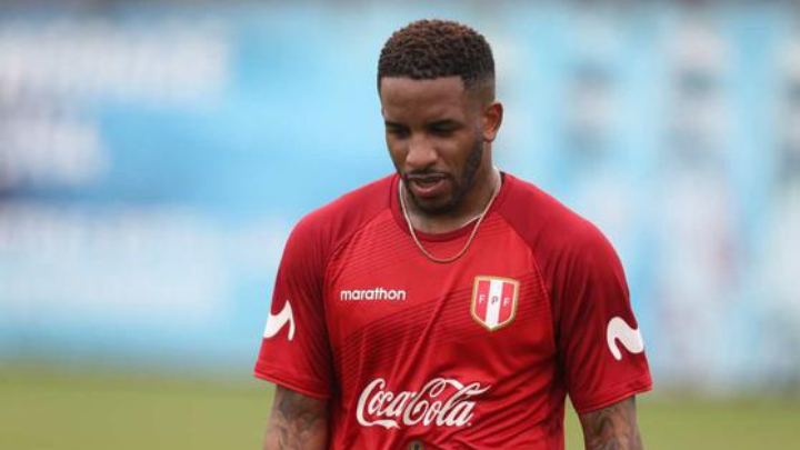Llegó a valer 18 millones de euros: Farfán y su actual valor en el mercado