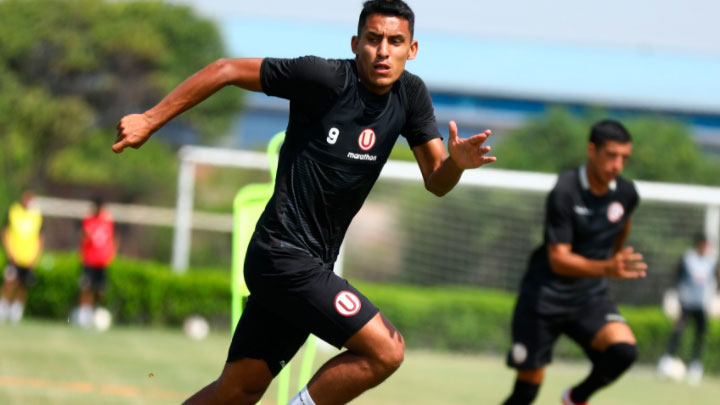 Alex Valera: "Creo que tengo una ventaja para ser el '9' de Universitario"