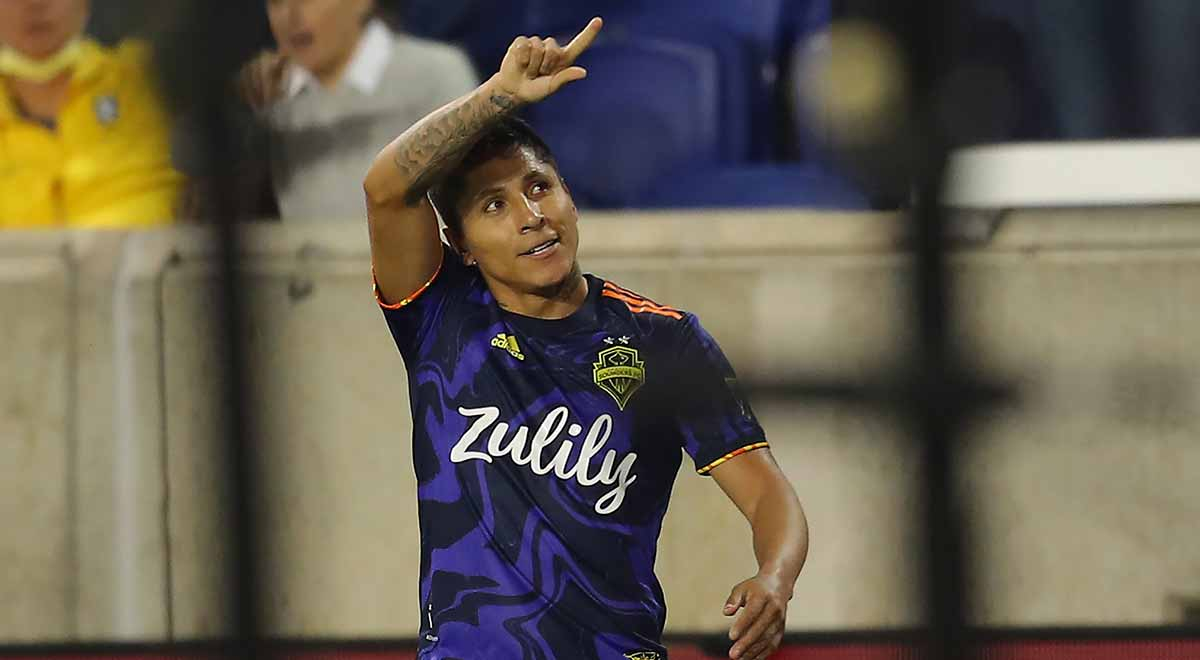 Raul Ruidiaz regresó al gol anoto el 1-0 del Seattel Sounders ante New ...